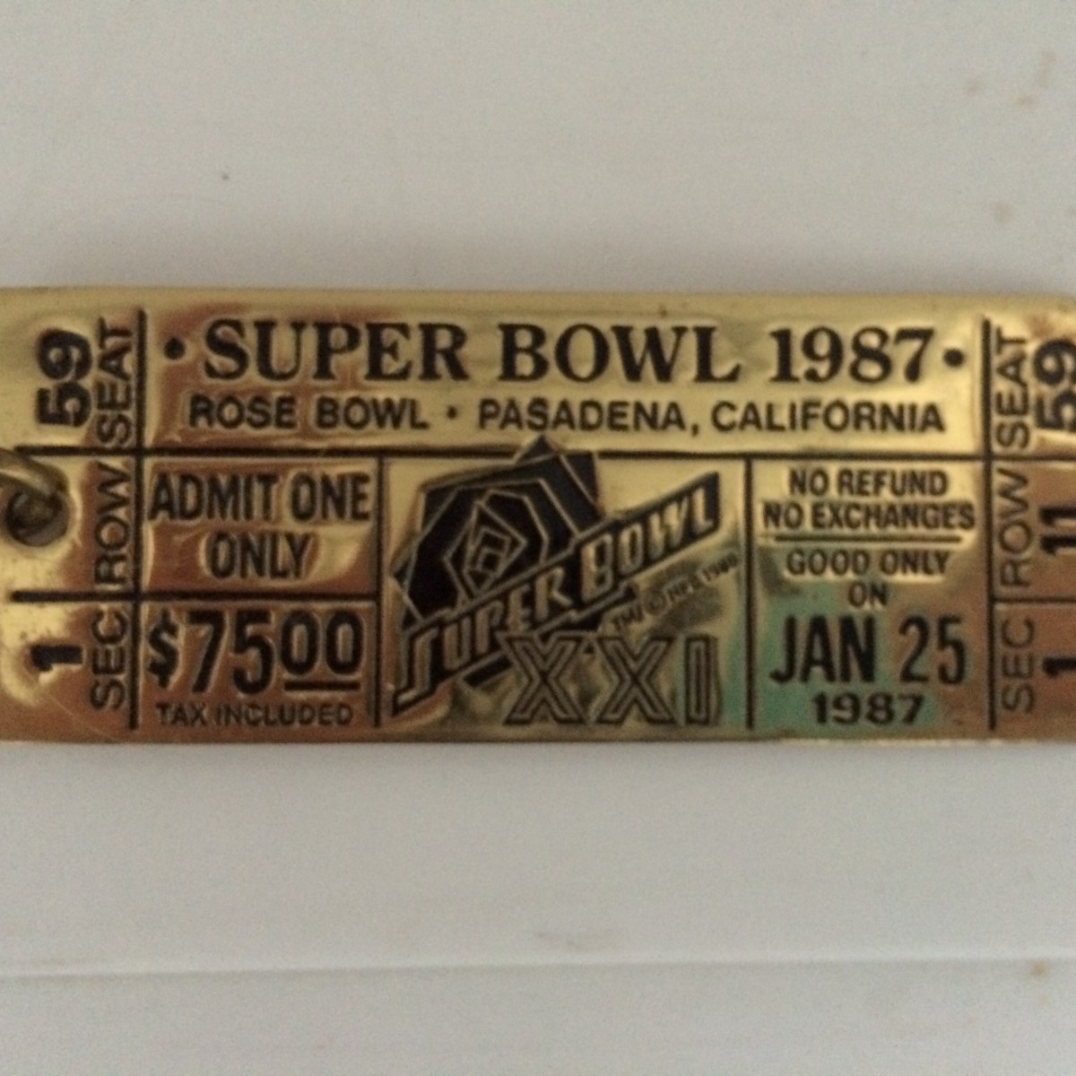 1987 Super Bowl Key chain | Inventory | Denorabilia.com